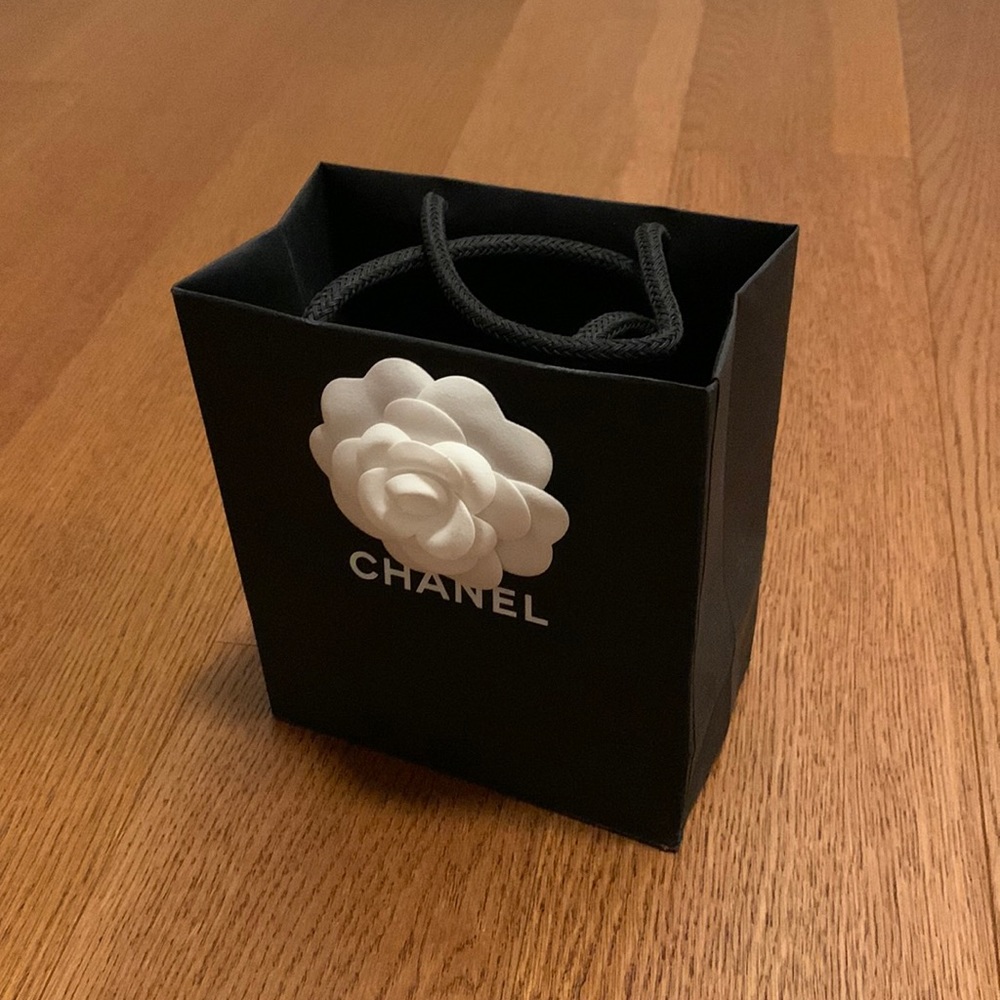 Chanel Paper Bag - Gem